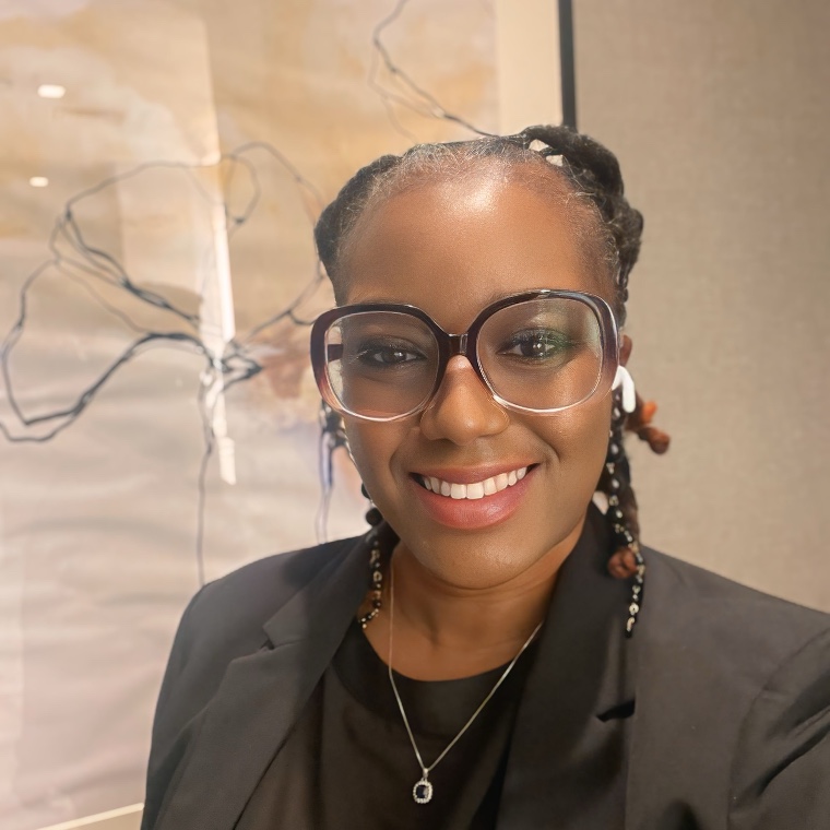 Dr. Lucy Evans (Dr.Ph, LMSW) in Laurel, MD, USA | Online-Therapy.com